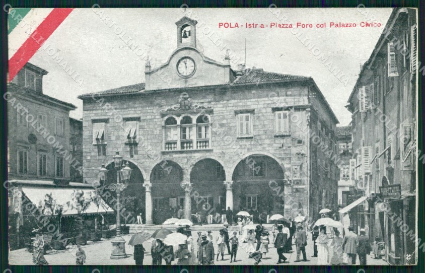 Croazia Pola Comune PIEGHE cartolina QZ9209